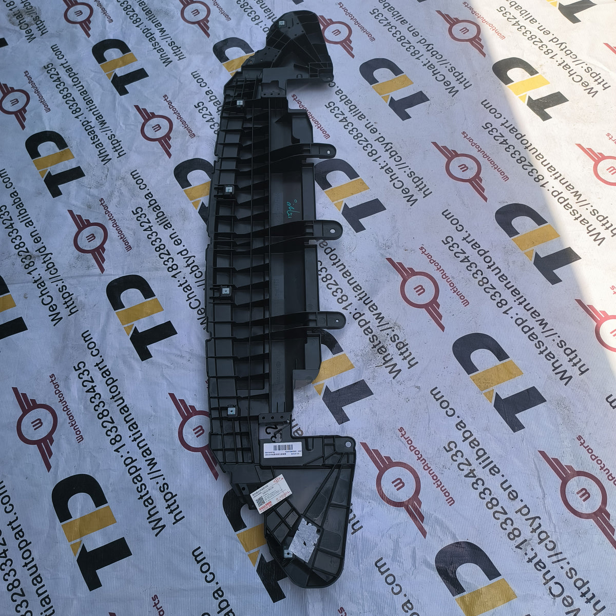 52618-AQ010 Absorber Front Bumper For Toyota Camry 2024 52618-AQ010 ...