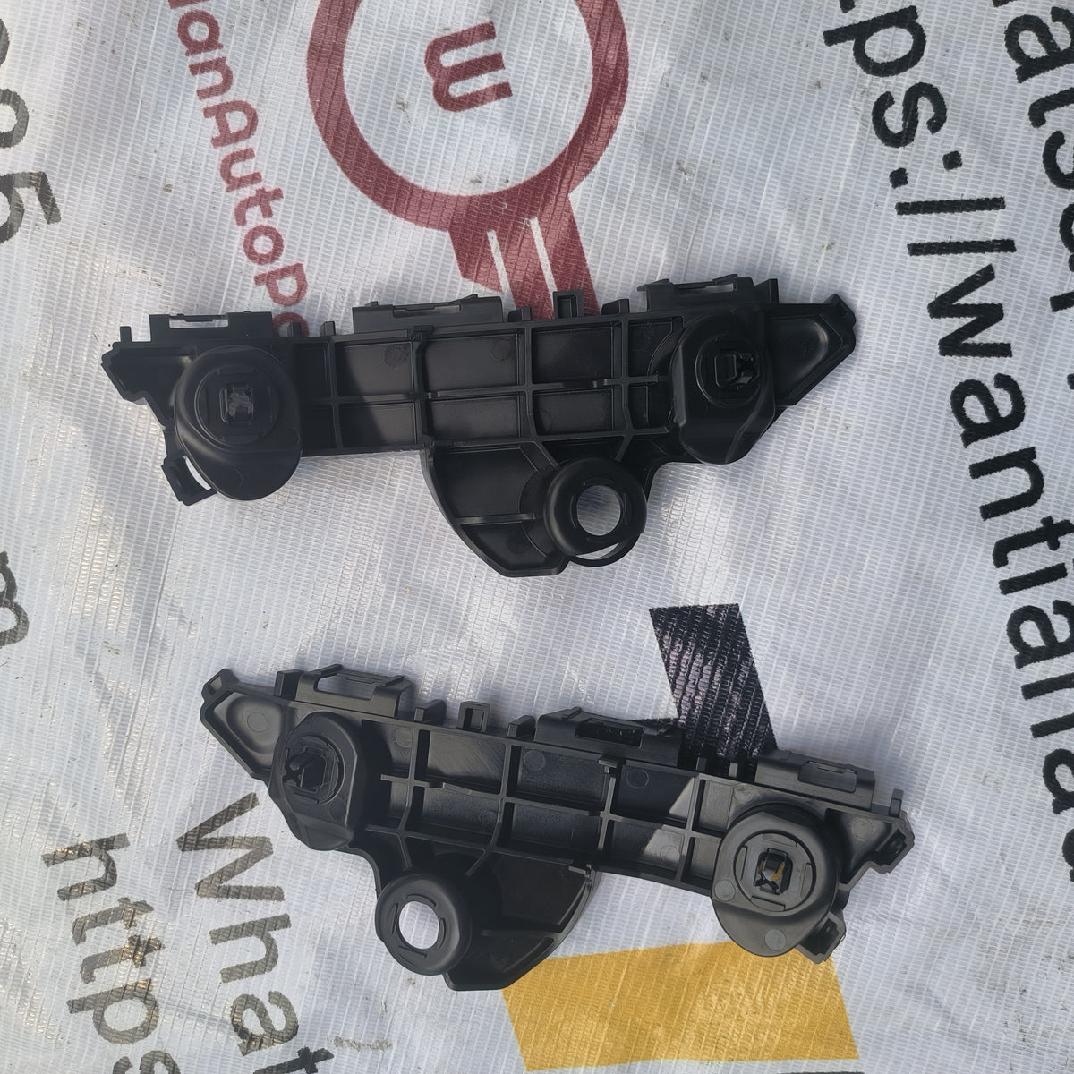 52536-AQ010 52535-AQ010 Retainer Front Bumper For Toyota Camry 2024 52 ...