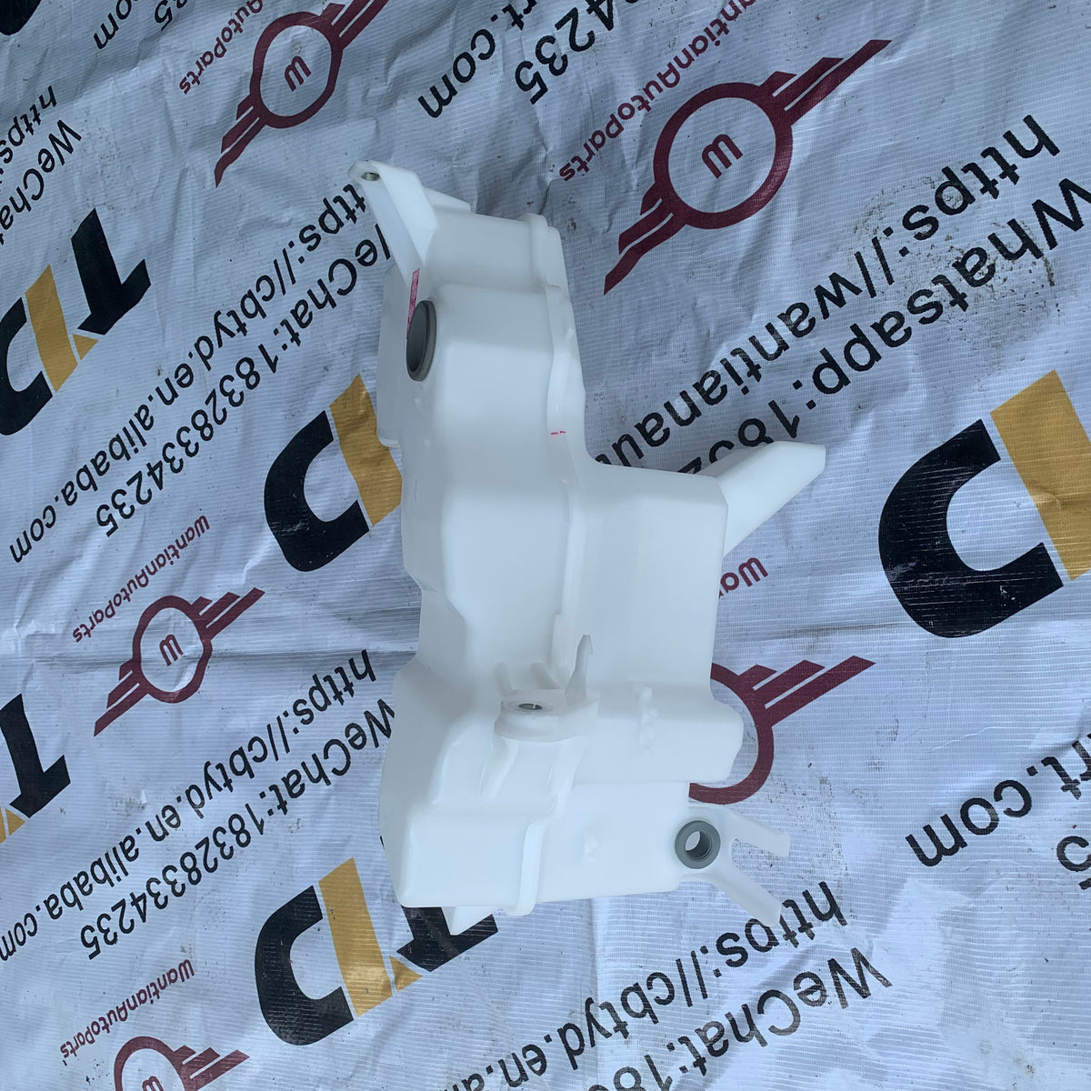 85355-48090 85315-48330 Reservoir For Lexus RX 85315-0E240 85315-0E250 ...