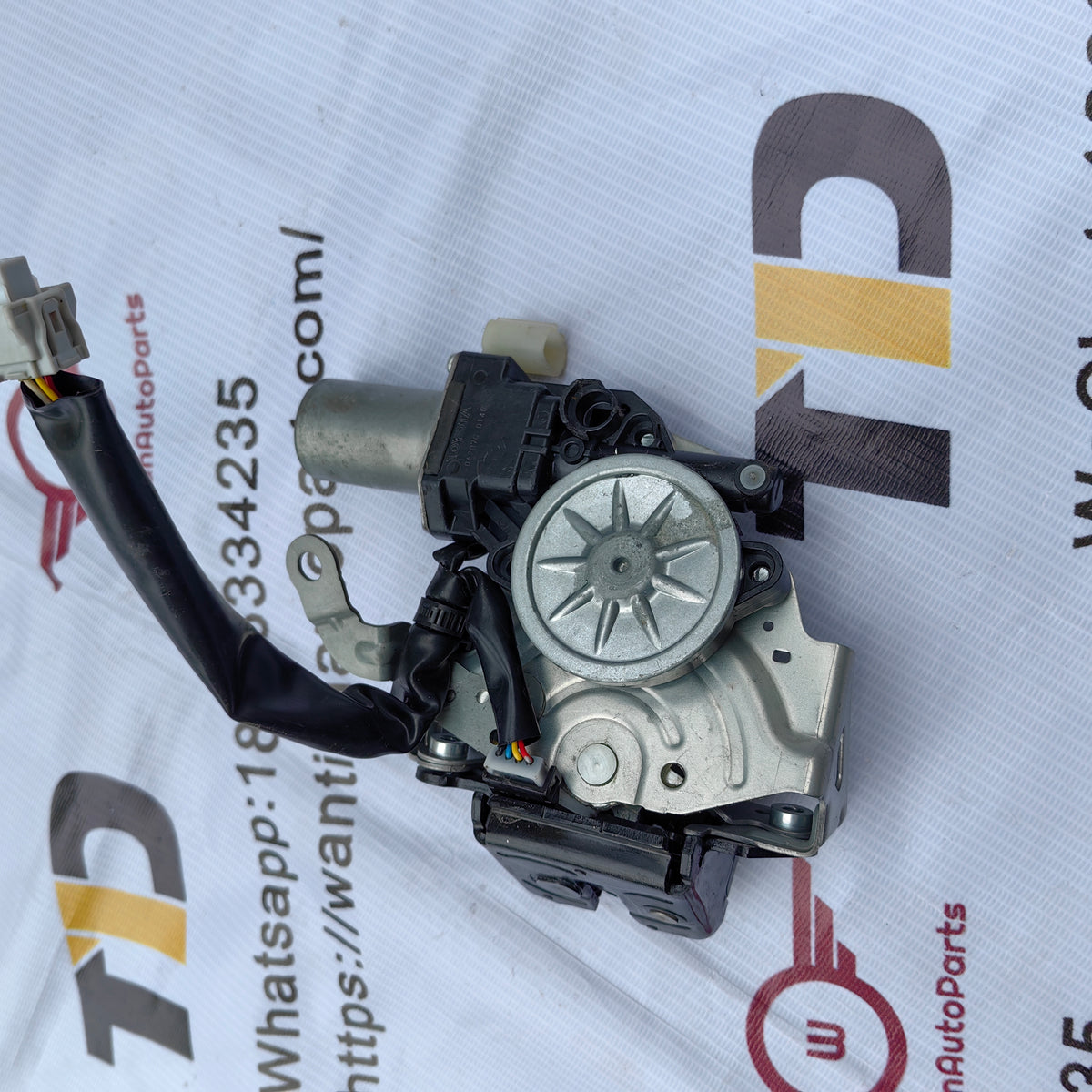 69350-42080 Lock Assembly Back Door For Toyota venza 69350-42080 ...