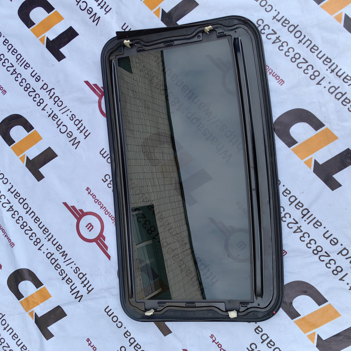 63201-0R080 Sunroof Glass For Toyota RAV4 63201-0R080 – Wantianautoparts