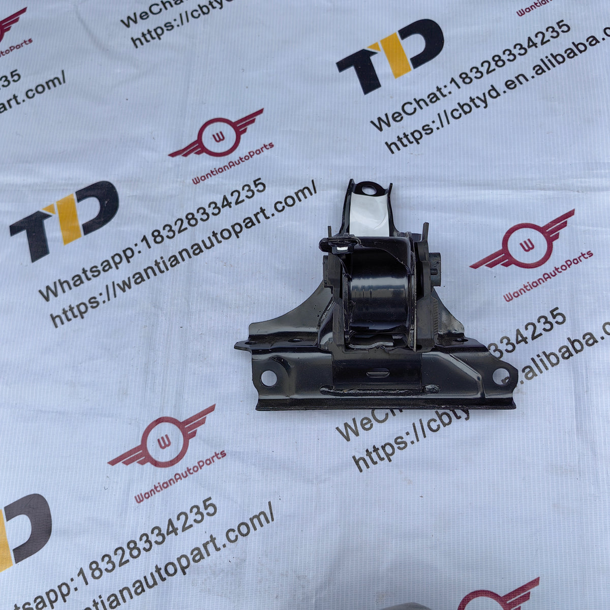 12372-0T620 12362-0T670 Side Mount For Toyota Corolla LE 12372-0T620 1 ...