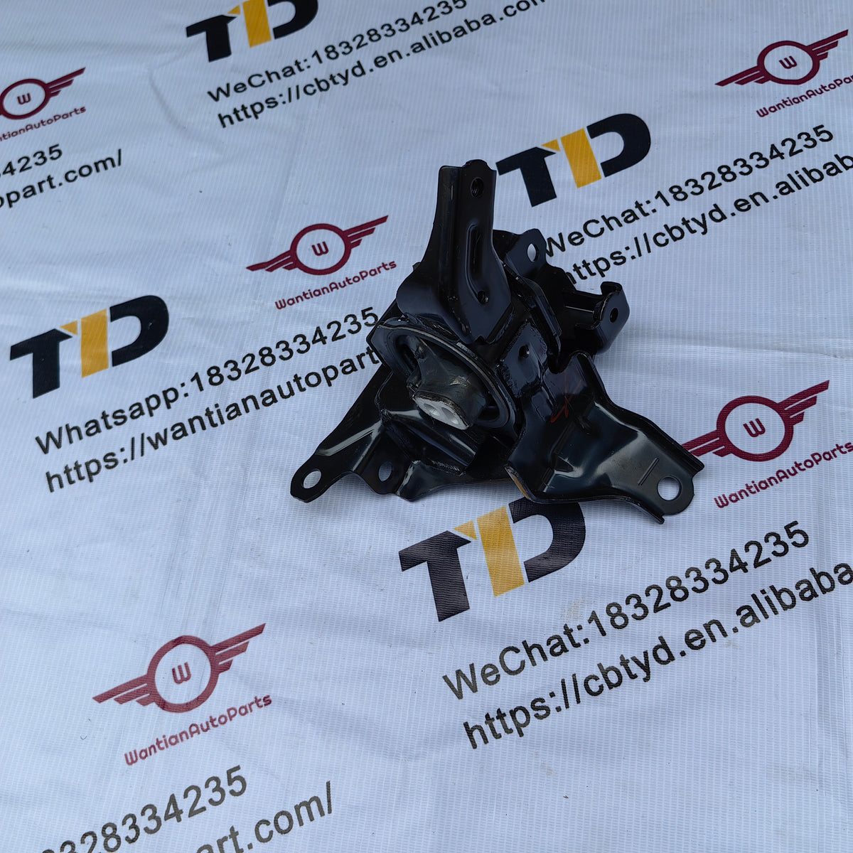 12372-0T580 12372-0T581 Side Mount For Toyota CHR 12372-0T580 12372-0T ...