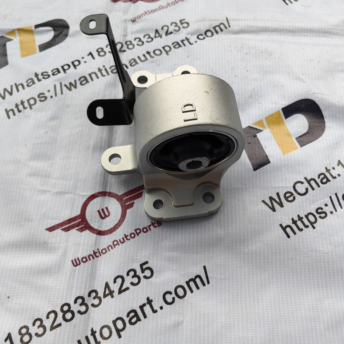 12372-F0090 Side Trans Mount for Toyota rav4 12372-F0090 – Wantianautoparts