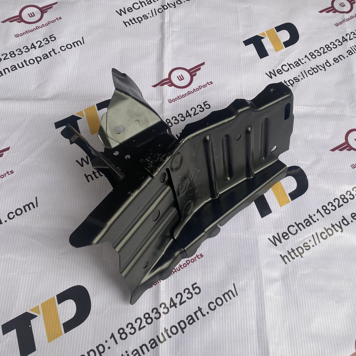 57023-0R010 57024-0R010 Rail Extension For Toyota RAV4 57023-0R010 570 ...