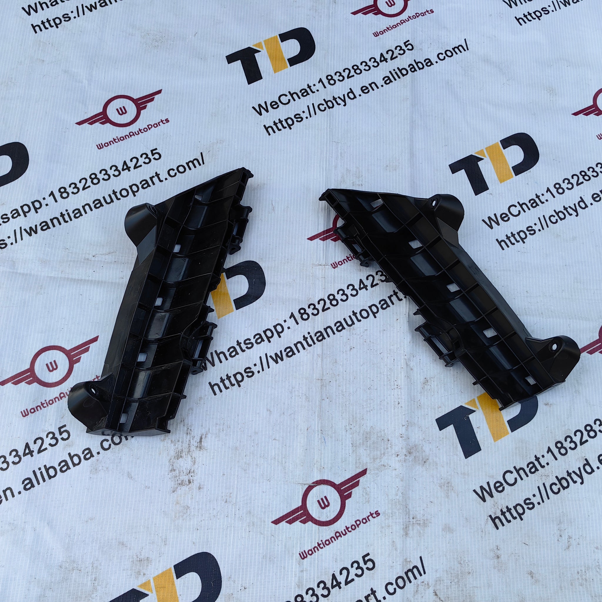 52133-48090 52134-48090 Bumper Cover Bracket For Toyota Venza 52133-48 ...
