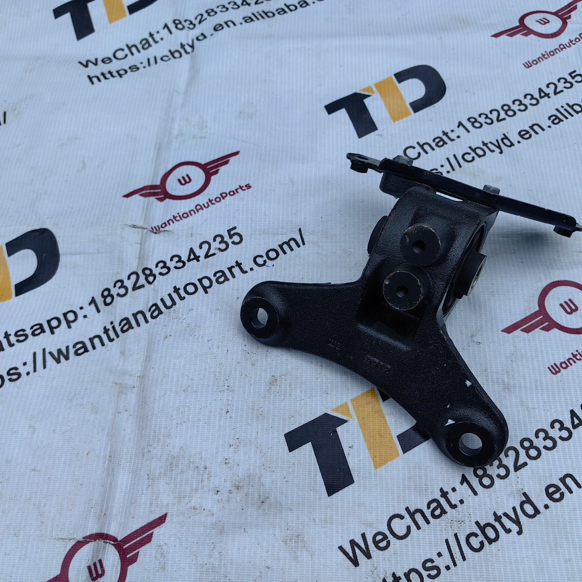 12372-24040 Automatic Transmission Mount For Toyota RAV4 2.0 12372-240 ...