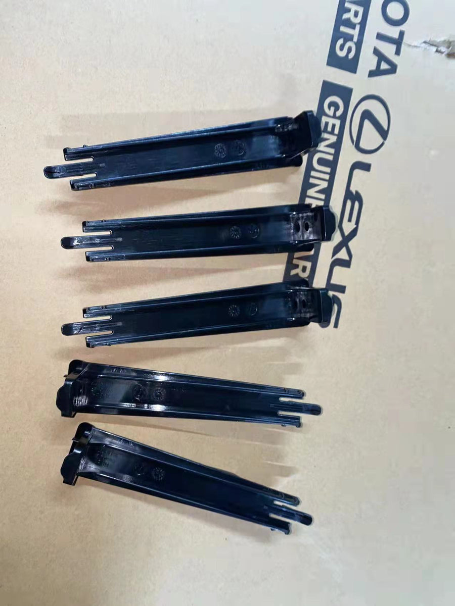 Toyota Highlander Retainer Front Bumper 52526-0E010 – Wantianautoparts