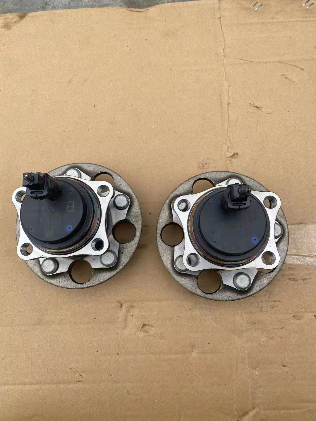 Toyota Corolla Hub Assembly 42450-02290 42450-12220 42450-12210 42450 ...